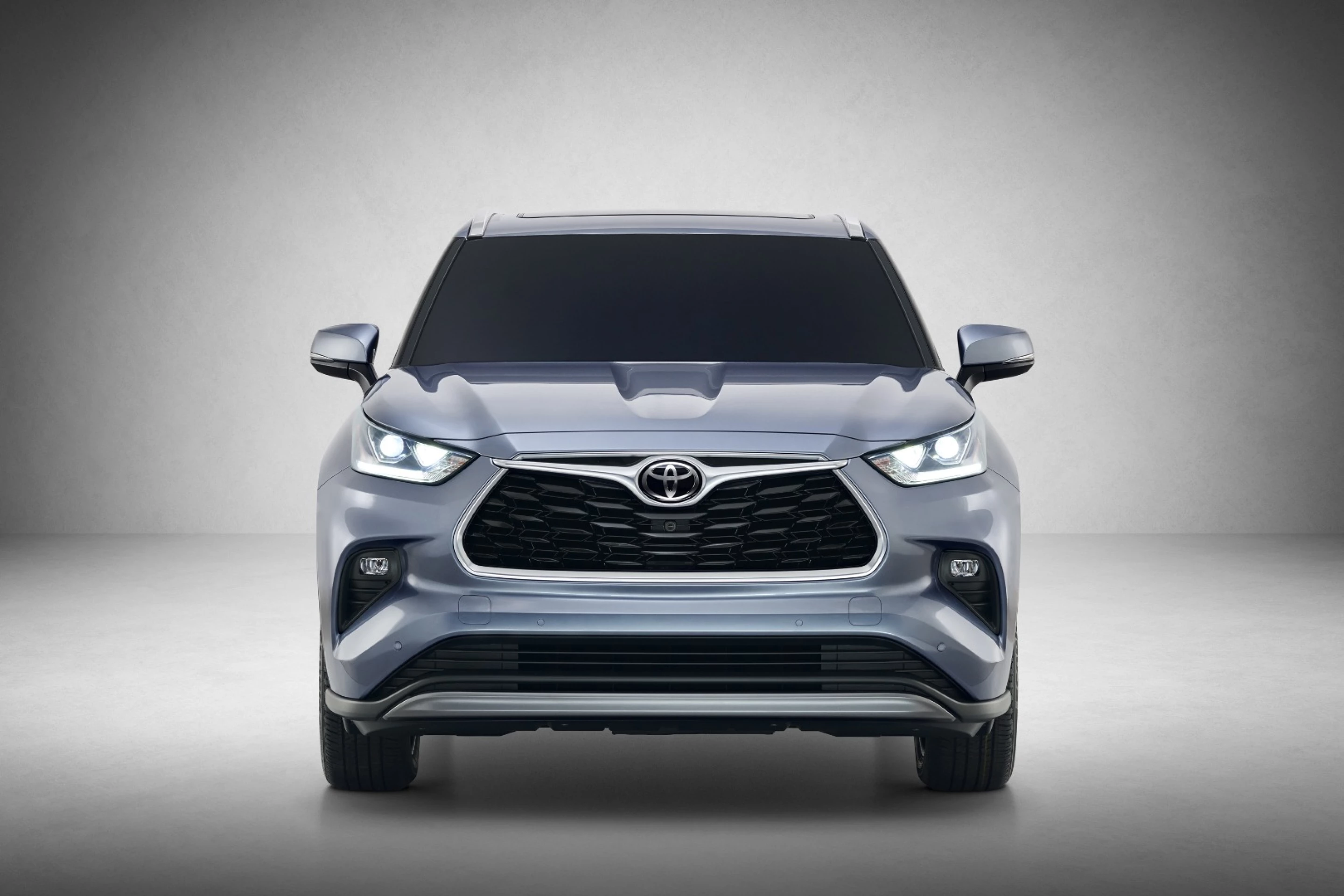 Toyota unveils new 2020 Highlander crossover in New York