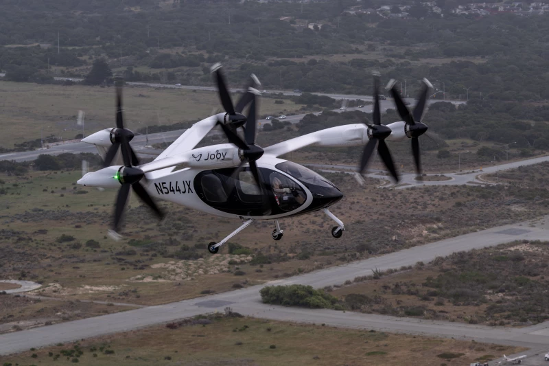Joby S4 makes historic piloted tilt-rotor eVTOL transition flight