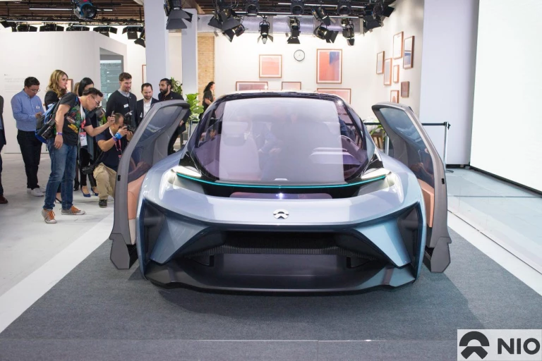 Eve "vision car" opens new door on autonomous car design