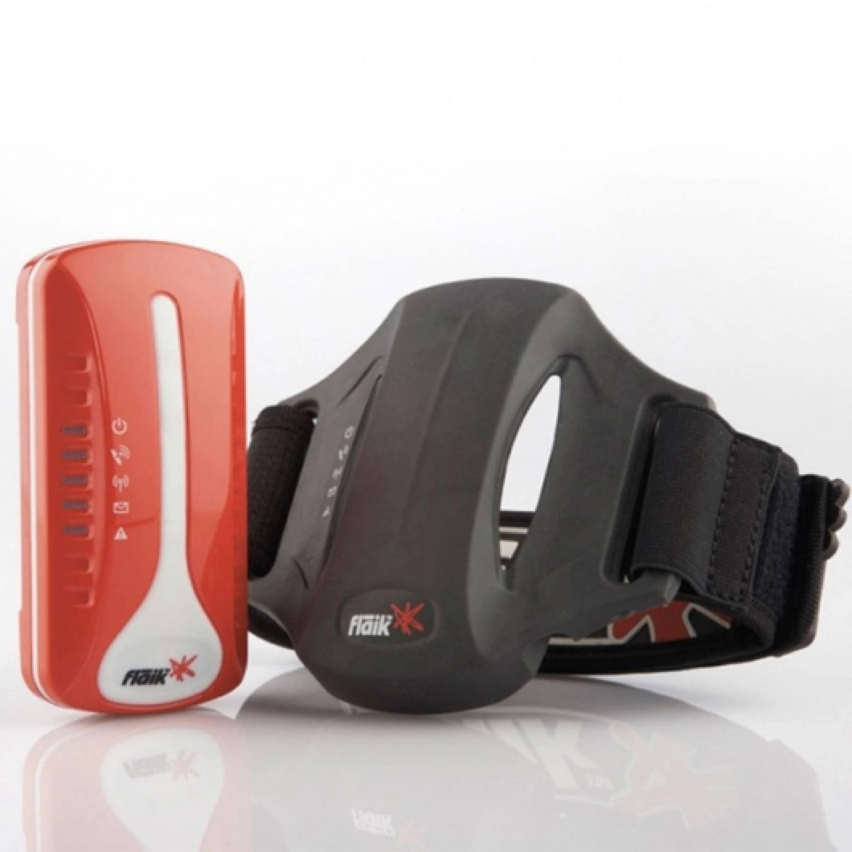 Flaik snowsports tracking device