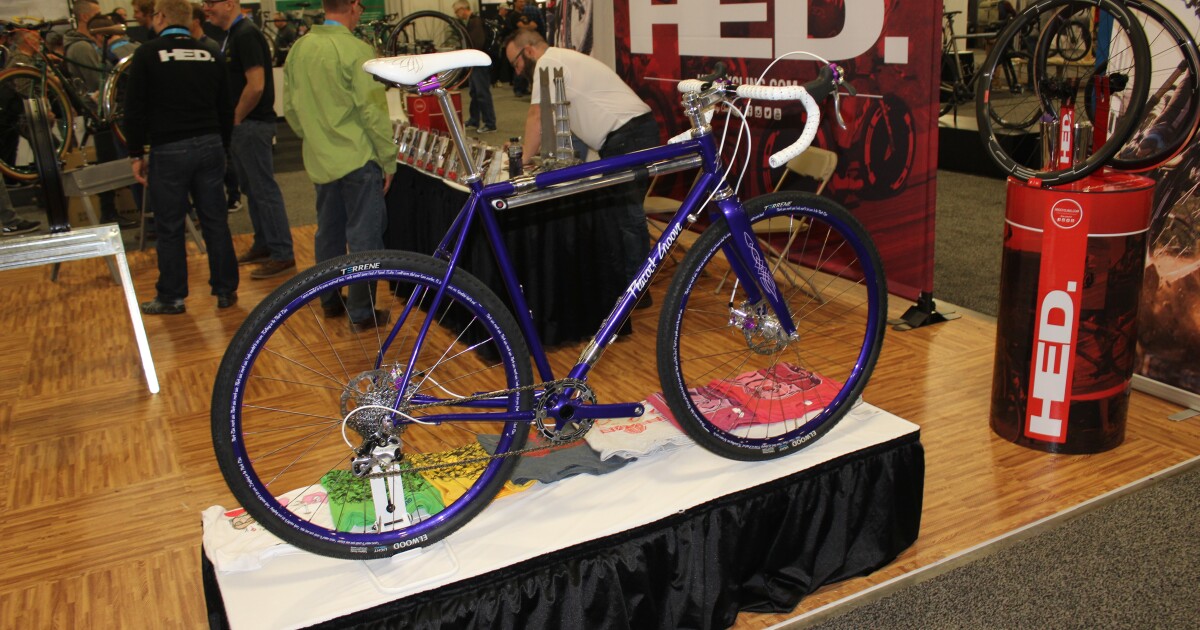 One-off custom bike honors The Purple One
