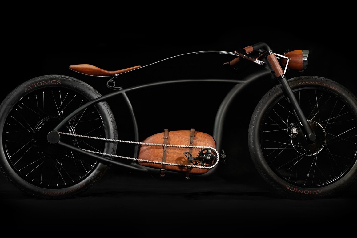 Avionics' 5-kW beast of an ebike rocks board-tracker style
