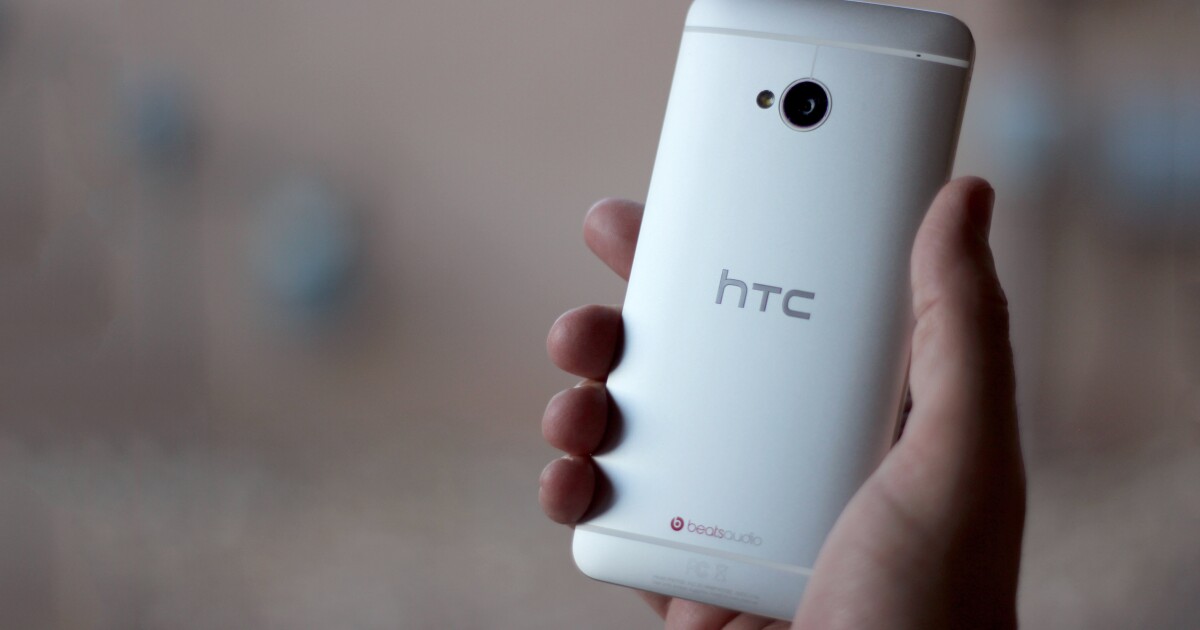 The HTC One (M7) and the case for smartphone plateau