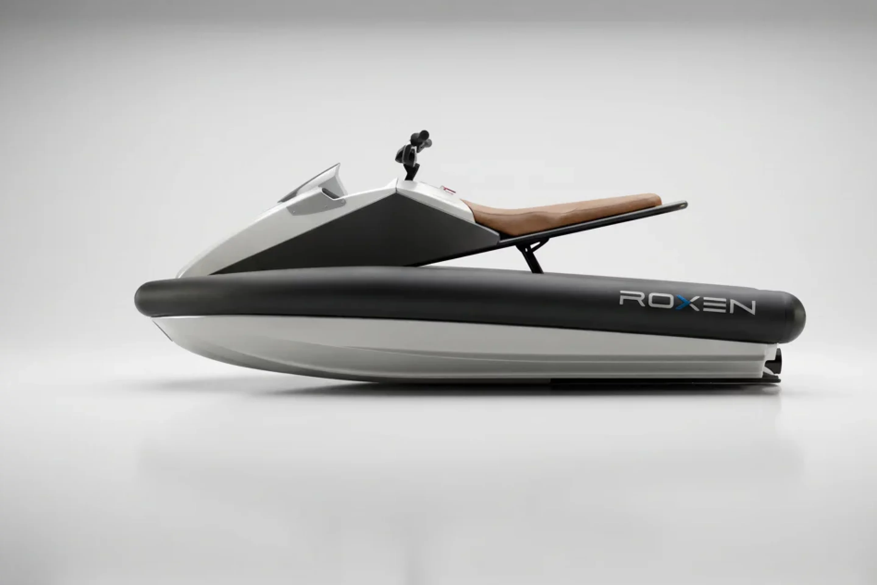 Swedish electric PWC offers sustainable aquatic jet ride