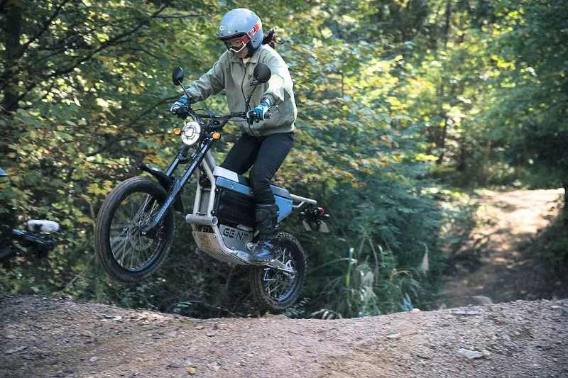 Dirt Freak GE N3: an affordable electric moped for city and off road