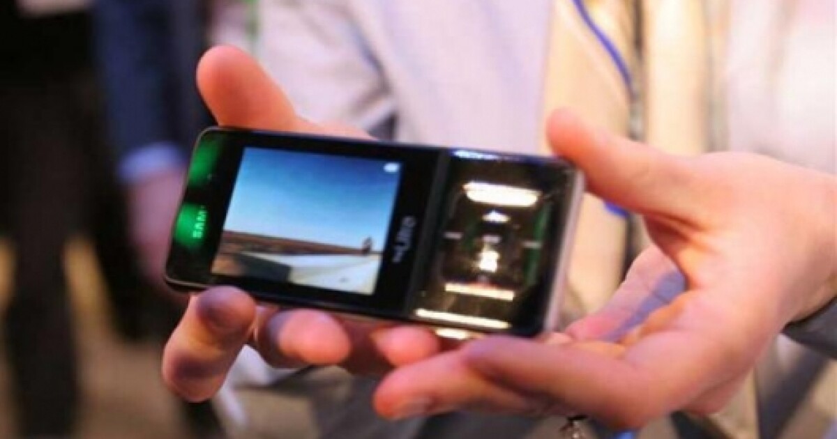 Samsung Ultra Music and Ultra Video Mobile Phones