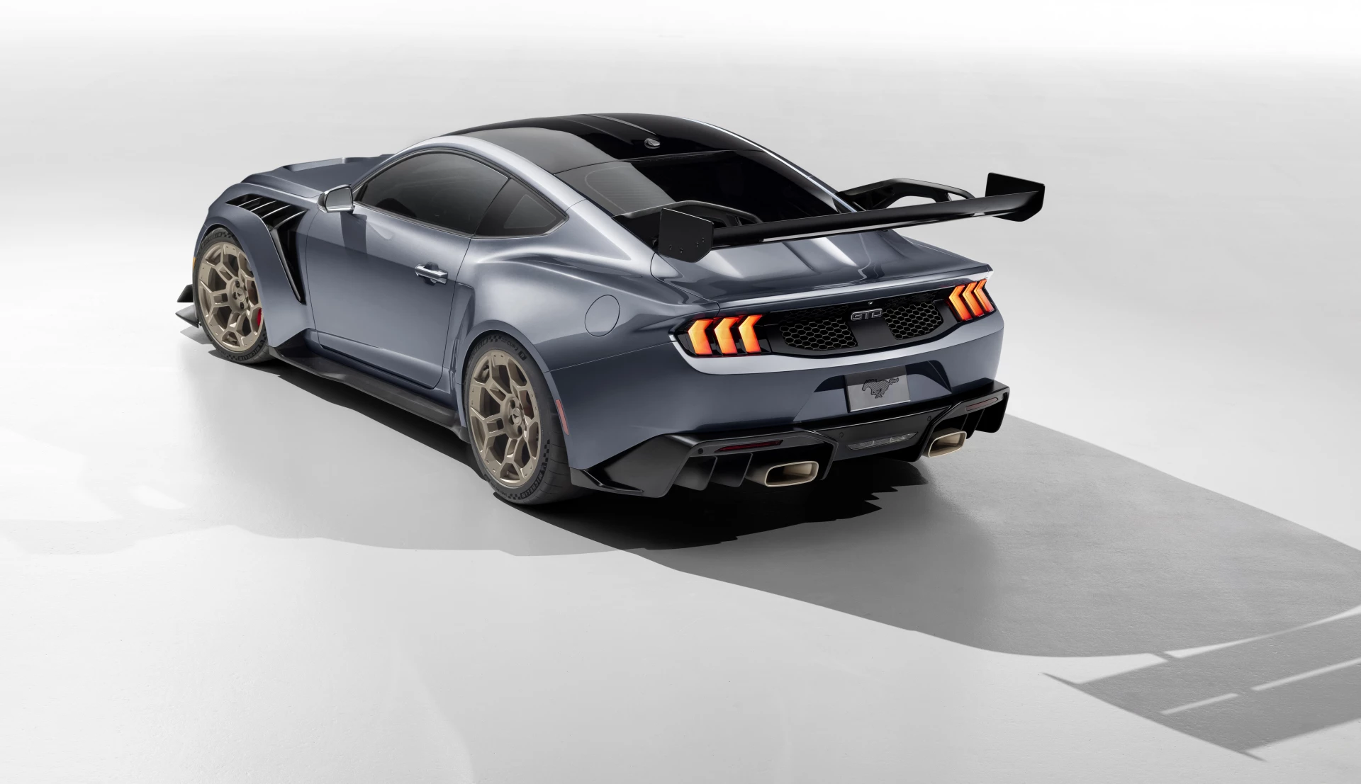 Ford's most extreme Mustang ever throws carbon gauntlet at Europe