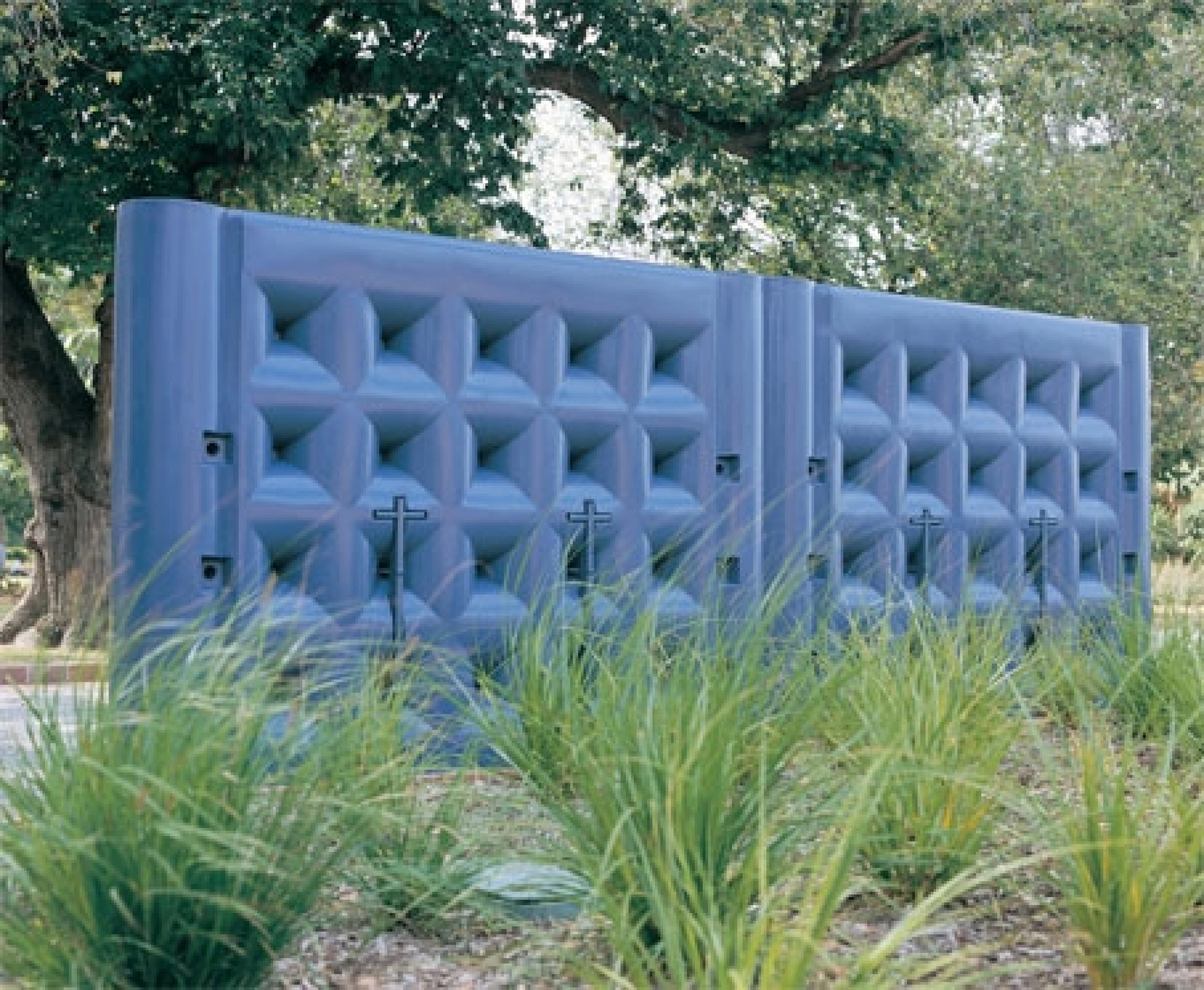 Ingenious Waterwall Water Tank
