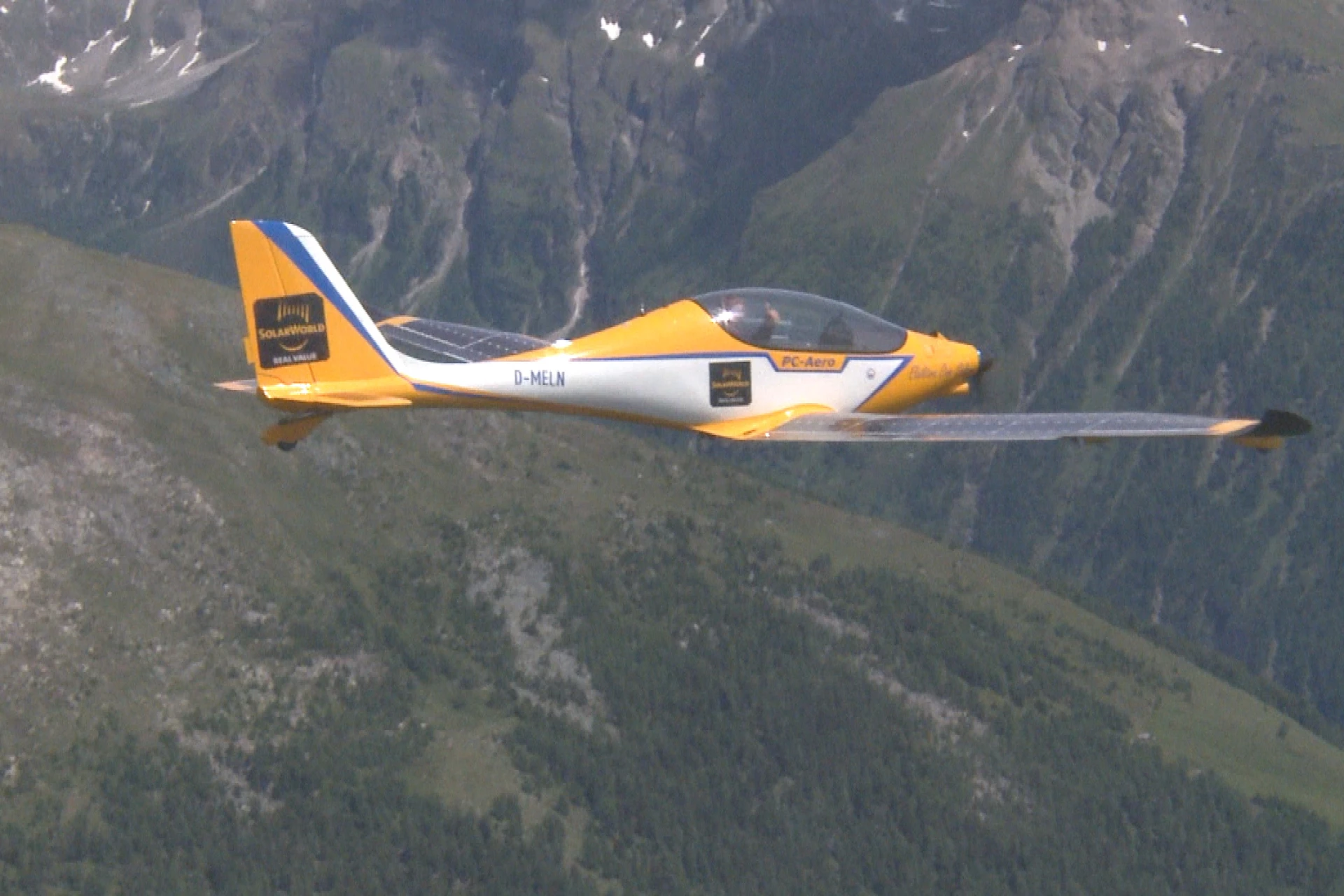 Elektra One Solar becomes first solar-electric aircraft to cross the ...