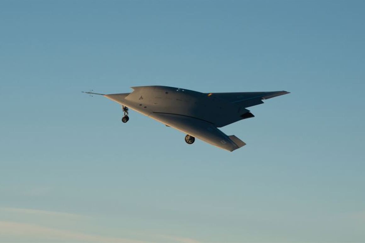 Europe’s nEUROn UCAV demonstrator makes its maiden flight