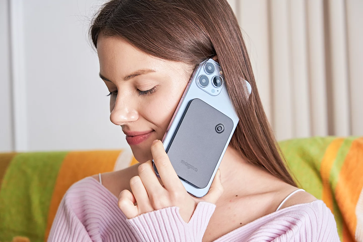 Magmo Pro clings to iPhones, to auto-record phone calls