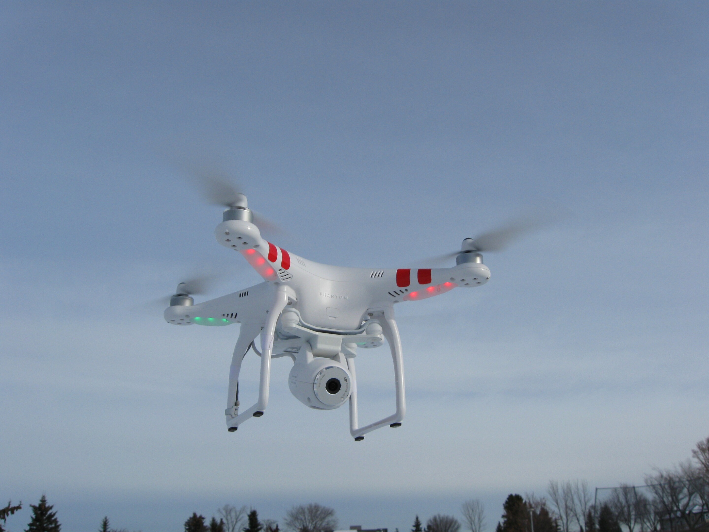 Review (with video!): DJI Phantom 2 Vision quadcopter