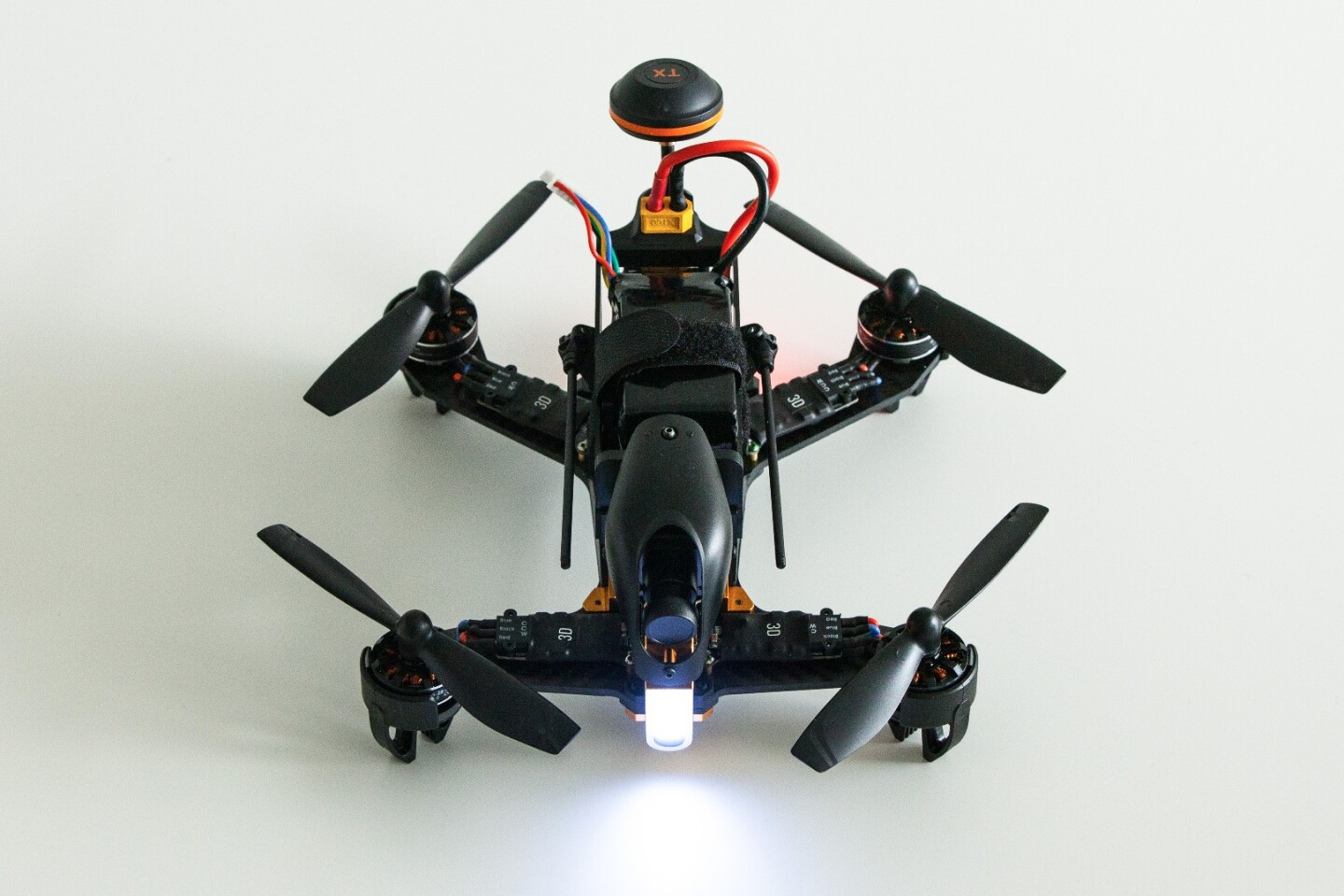 Walkera F210 3D review: The full FPV drone racing experience, straight out of the box
