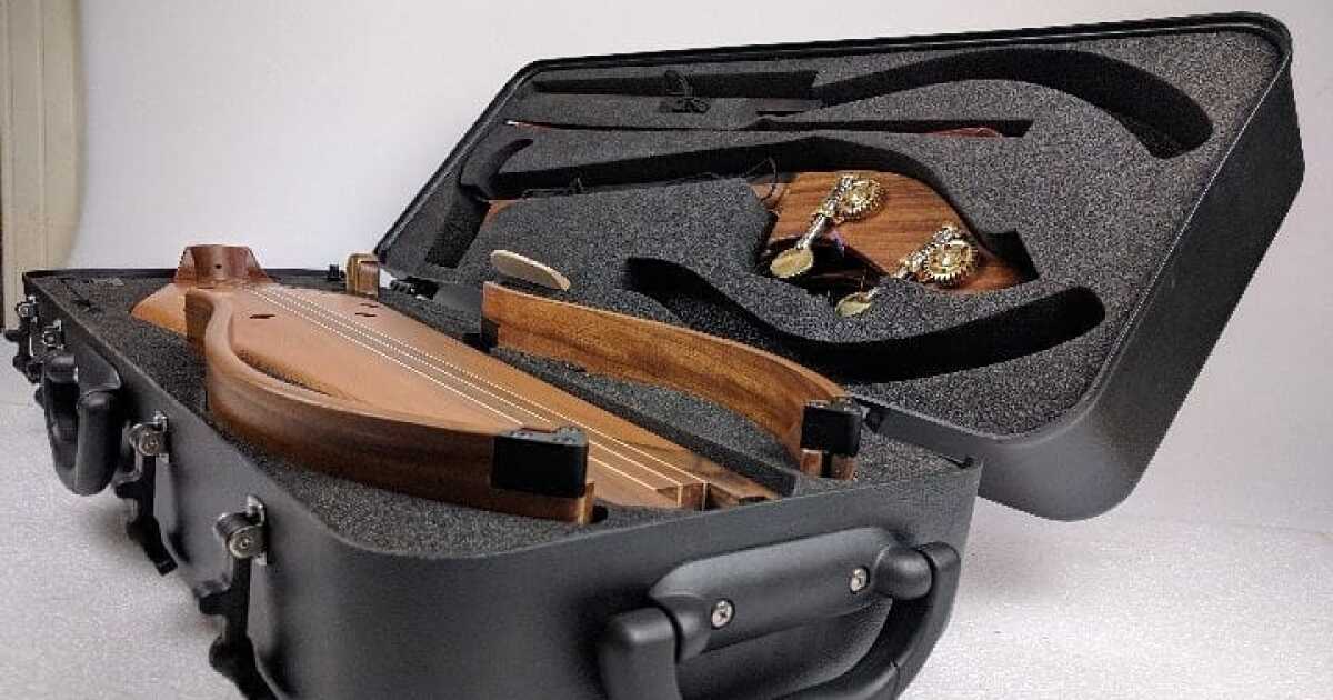This double bass breaks apart for travel