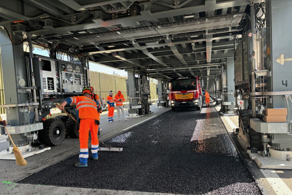 Portable bridge unlocks road construction without traffic diversions