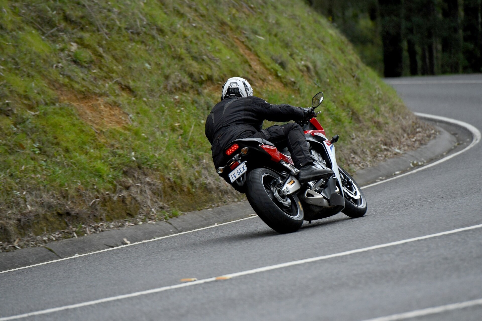 Verwunderlich Continental Road Attack 3 18055 Zr17 Ebenbild