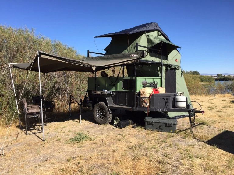Military-inspired off-road multi-trailers explore the backcountry
