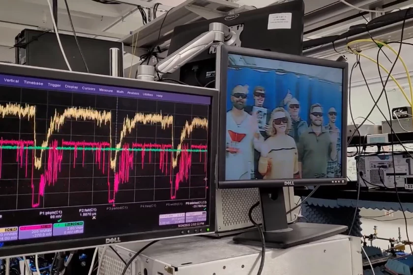 "Atomic Television" transmits live video through cloud of strange atoms