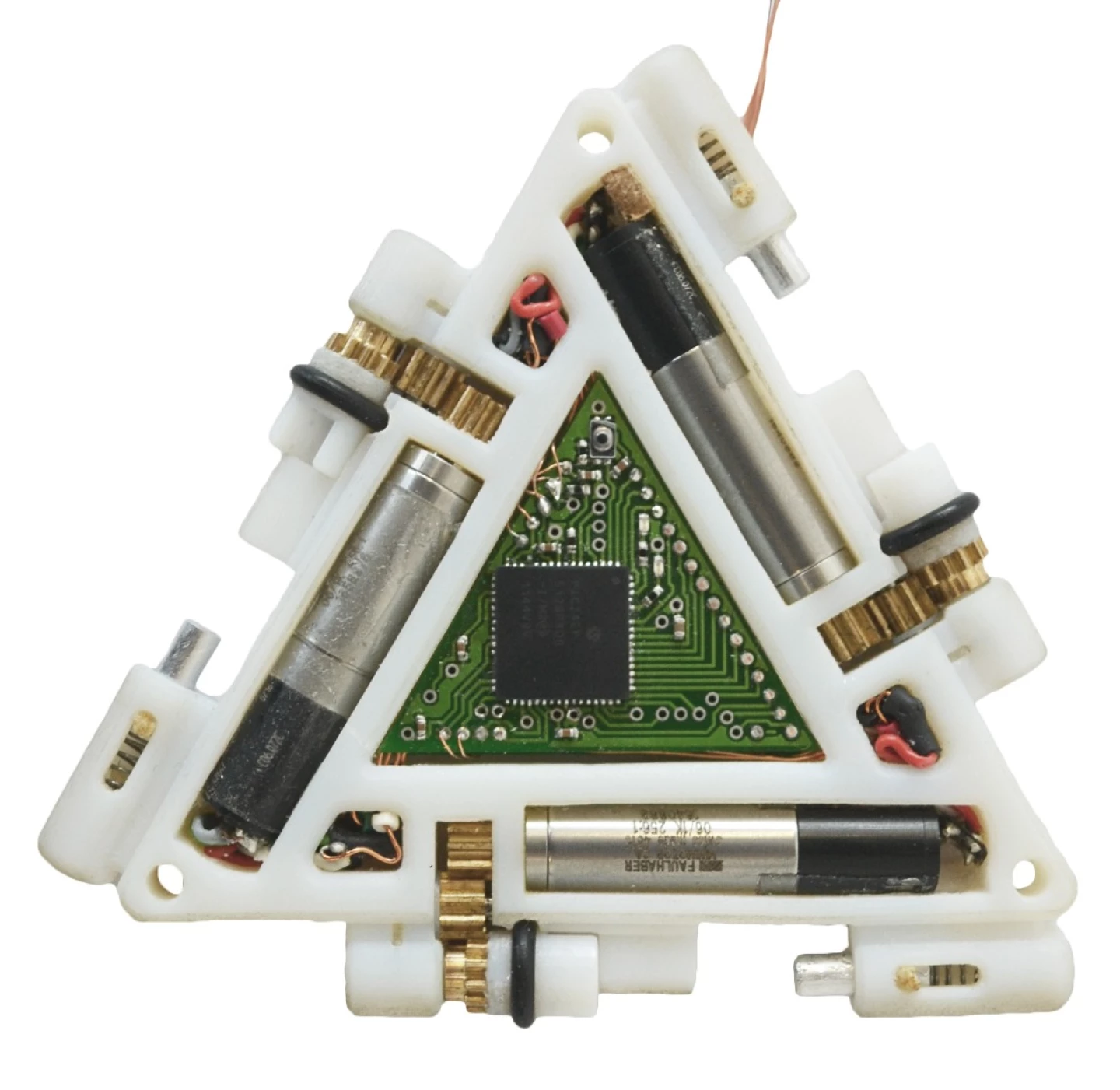 Mori origami robots snap together to create folding modular machines