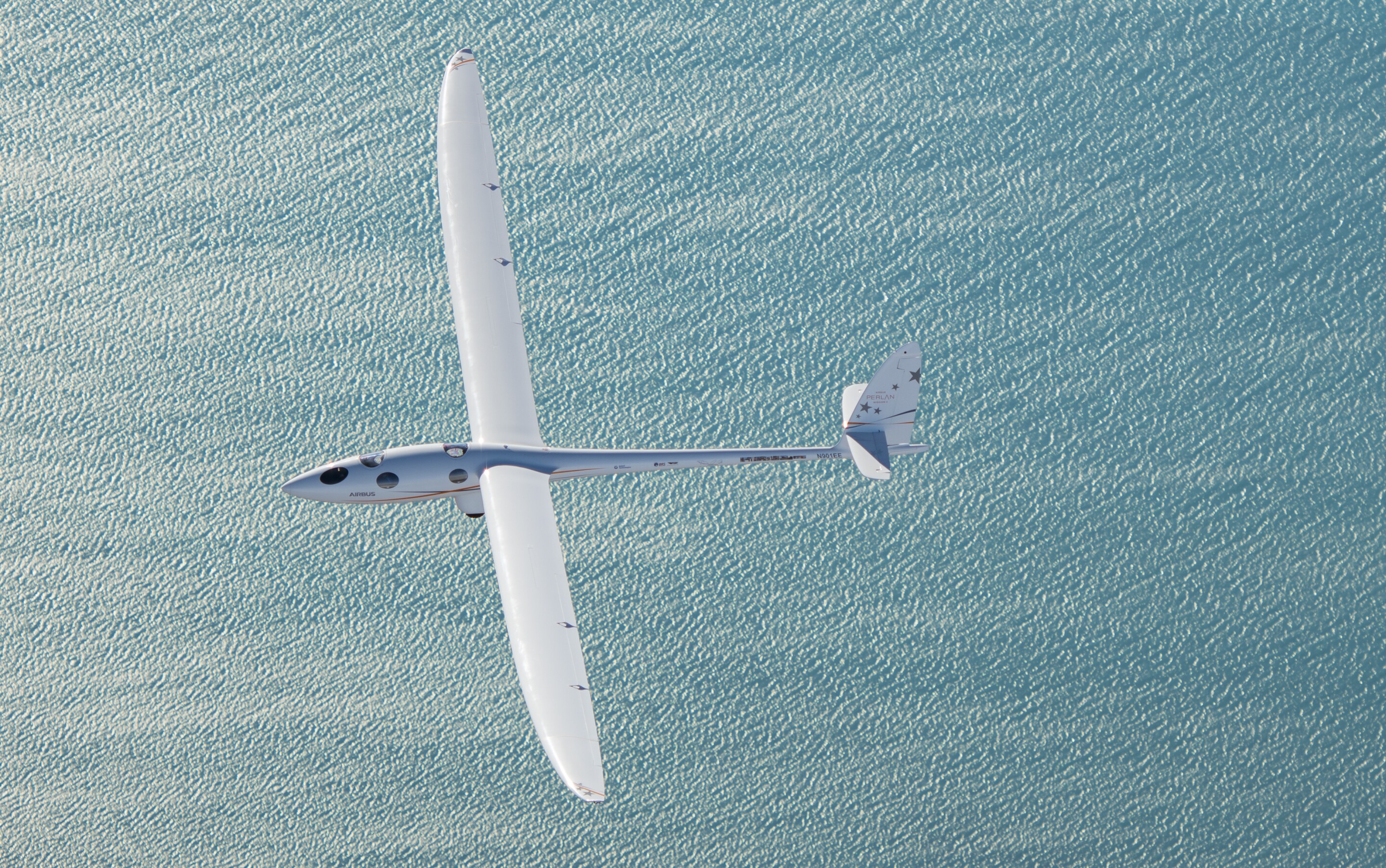 Record-breaking Perlan 2 glider soars ever closer to the edge of space