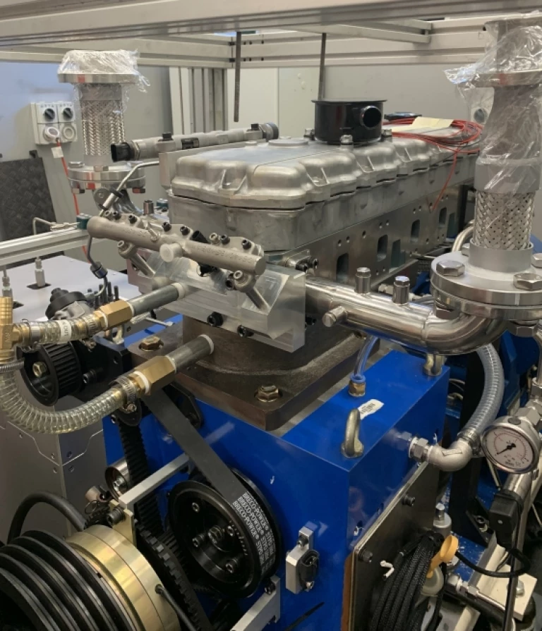 Retrofit system converts existing diesel engines to run on 90% hydrogen