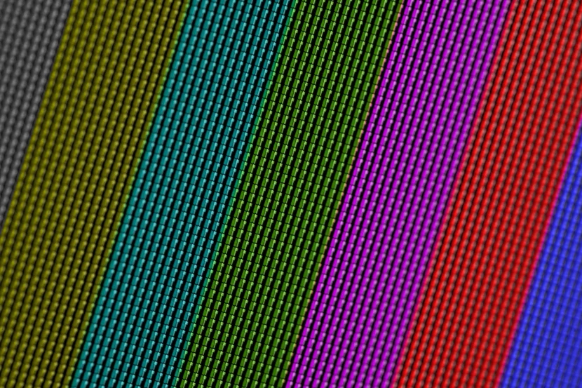 World's smallest LED pixels squeeze into ultra high definition display