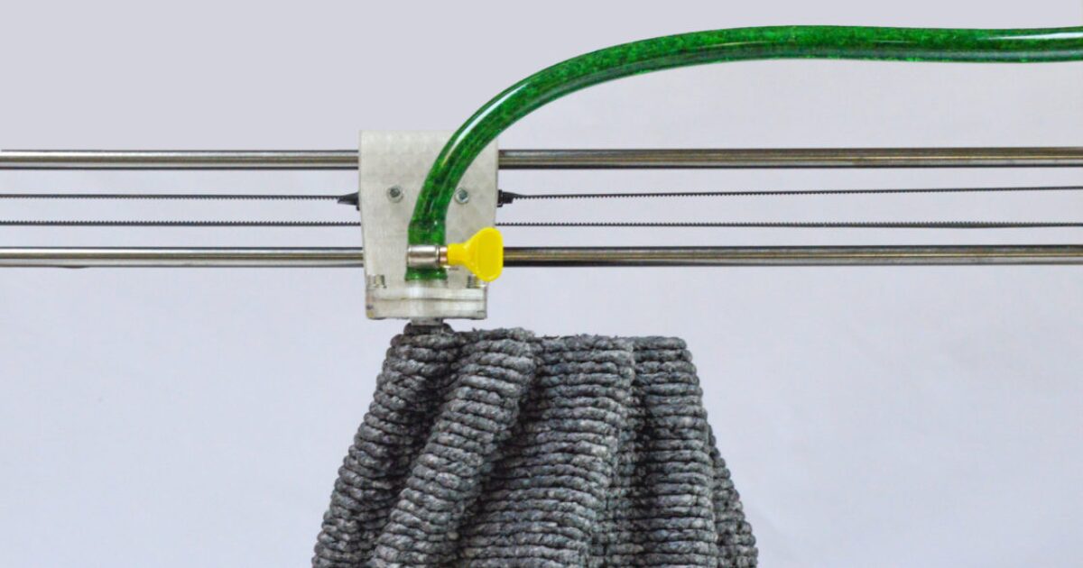 Pulped paper replaces plastic as the raw material for this 3D printer