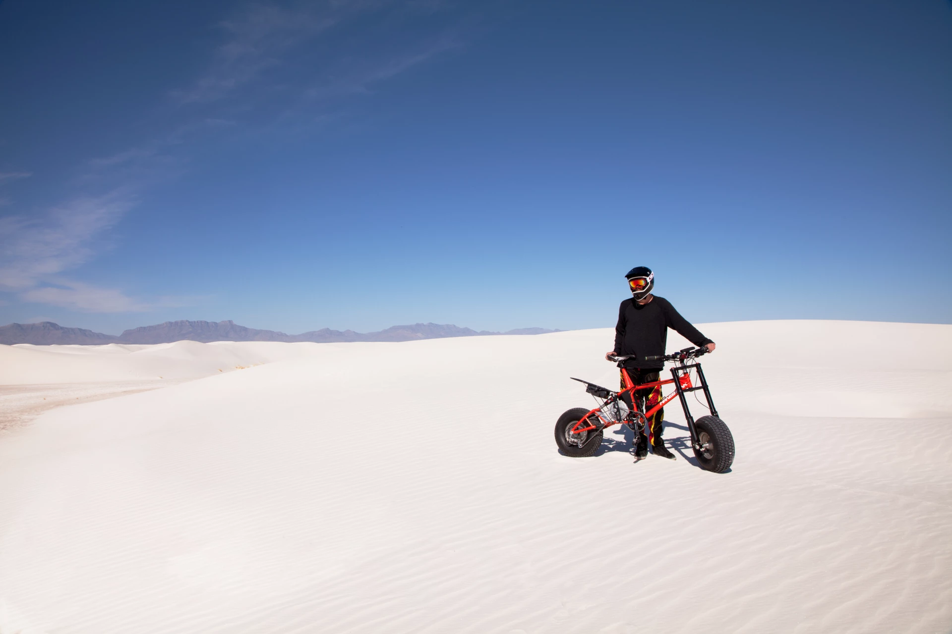 Hanebrink unveils new electric bike featuring rear suspension, teases ...