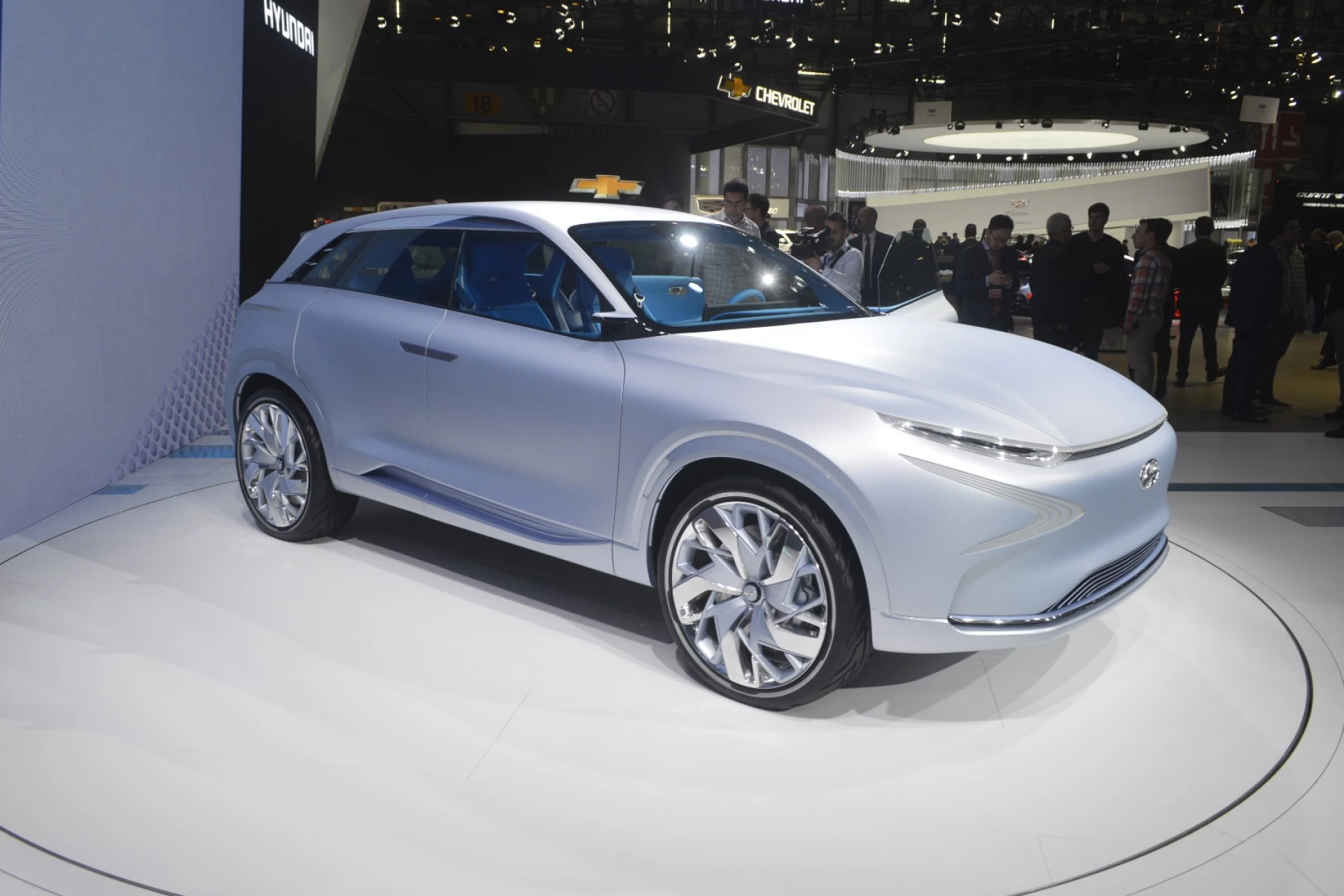 Hyundai drops next-gen fuel cell concept in Geneva
