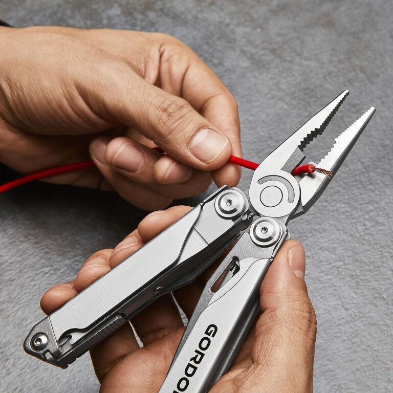 20-in-1 multitool packs in everything needed for an emergency fix