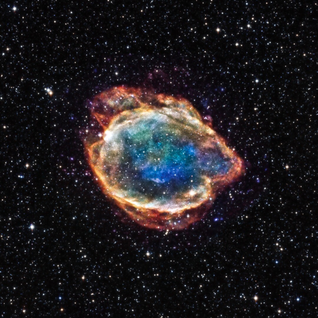 Gravity-lensed supernova magnifies understanding of universe