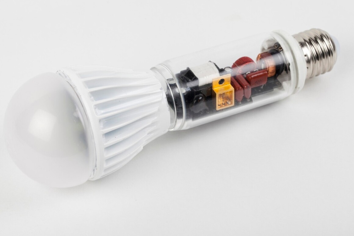 Gallium nitride transistors promise brighter future for LEDs