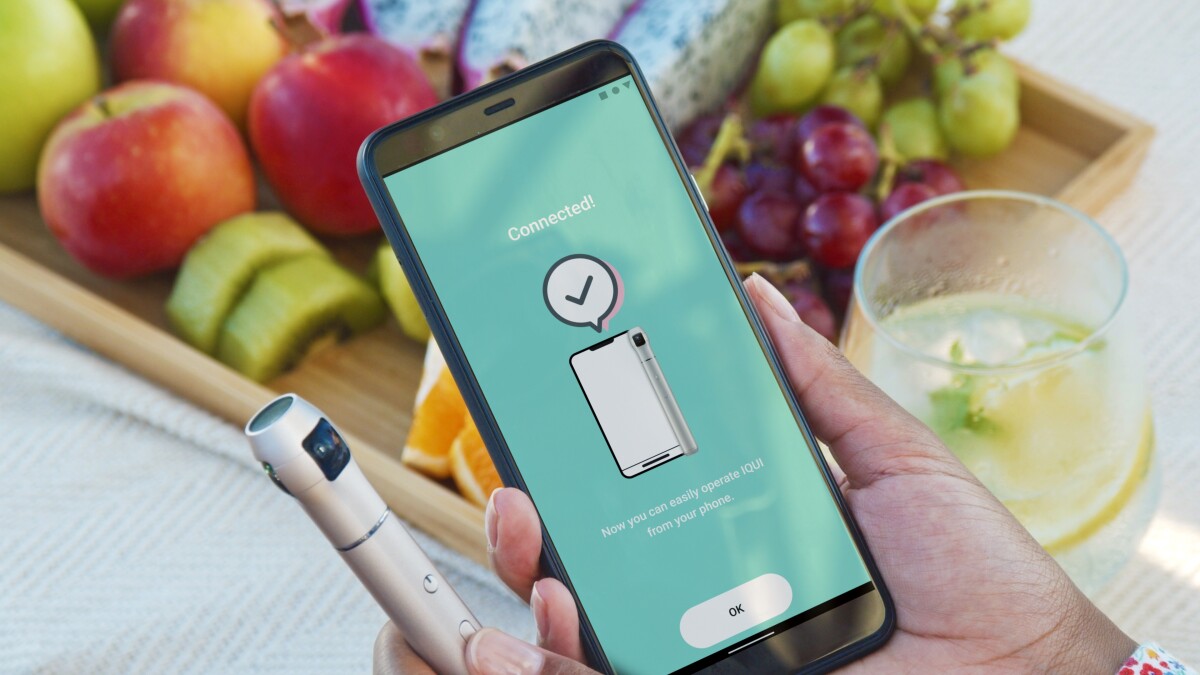 Ricoh spin-out Vecnos launches wand-like IQUI 360-degree camera