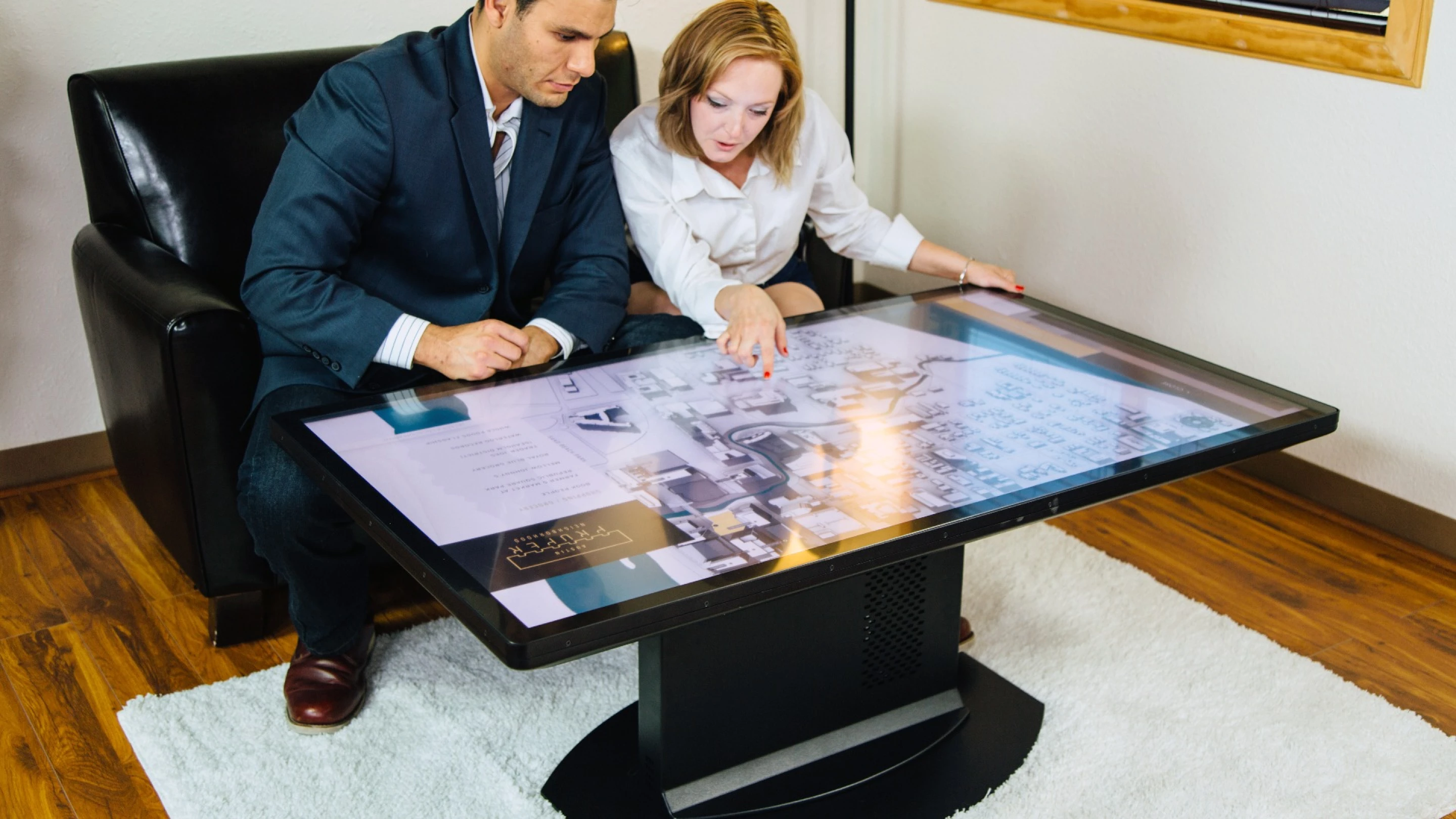4K multitouch coffee table supports “tangible” objects
