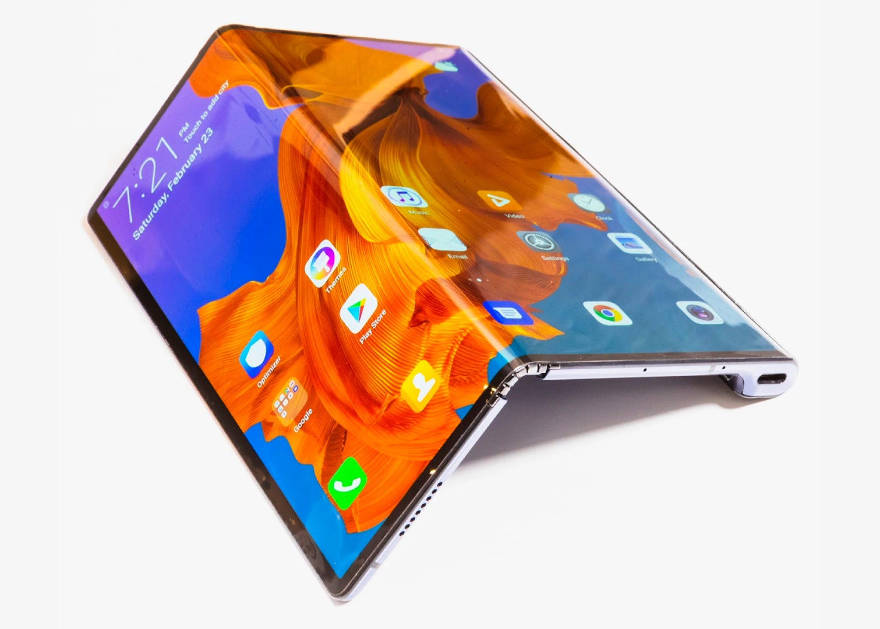 The folding phone standoff: Samsung's Galaxy Fold vs. Huawei's Mate X