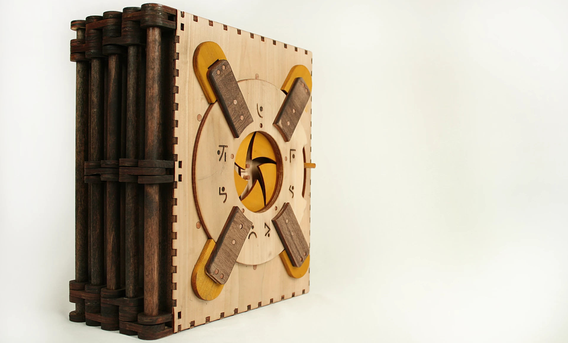 Da Vinci-inspired mechanical puzzle book makes for a challenging story