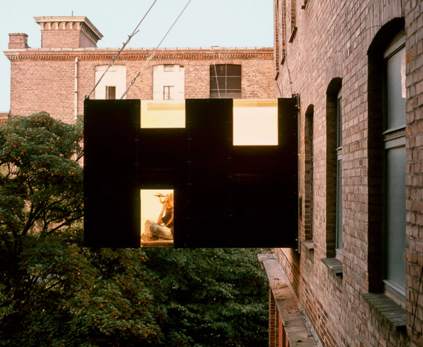 Gallery: Parasitic Architecture - building on, under or out of existing ...