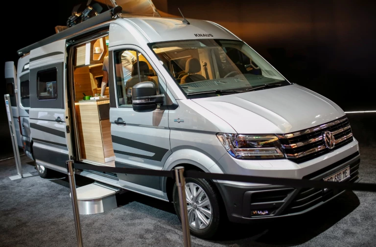 Knaus turns the VW Crafter van into a new type of CUV, a caravanning ...