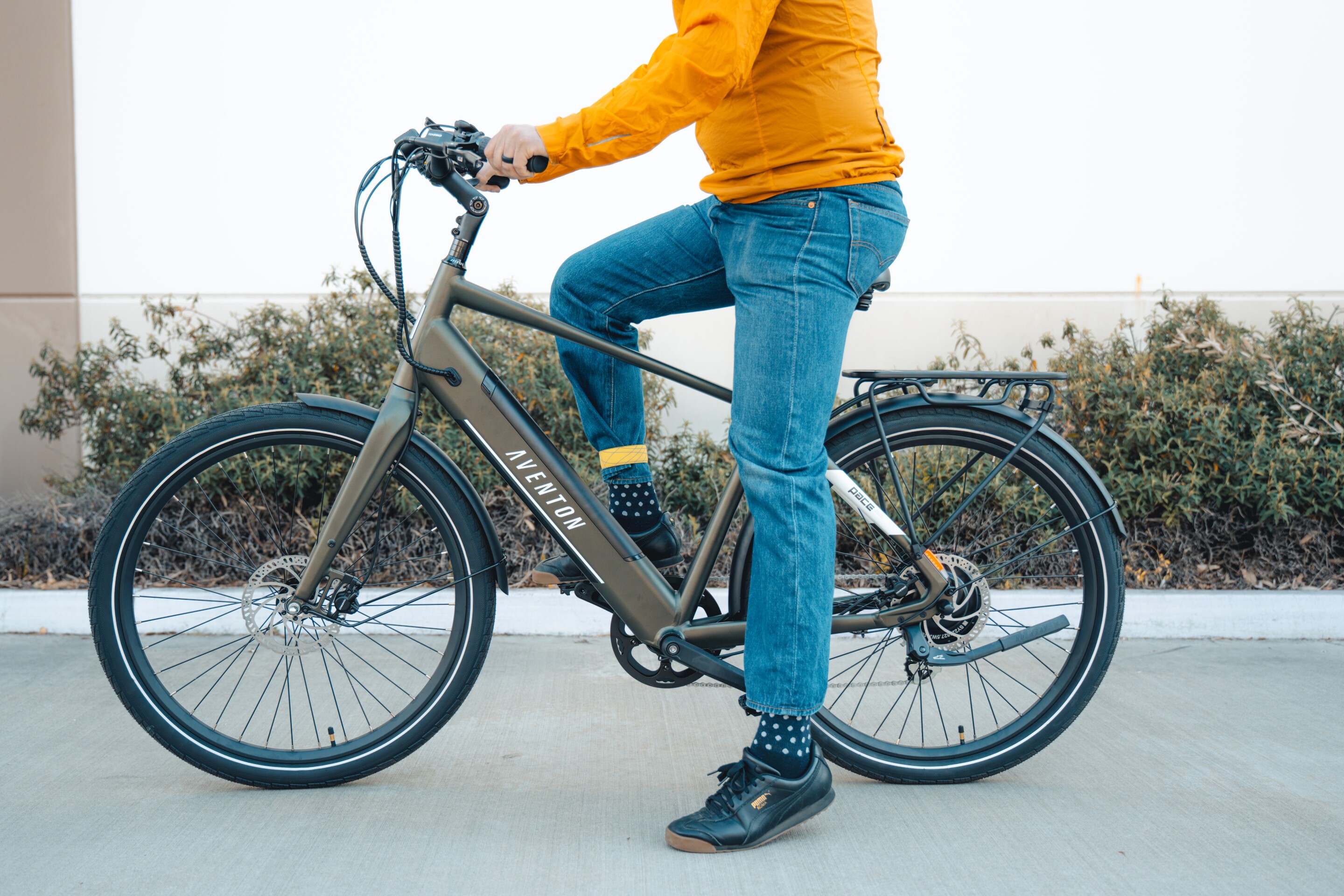 Aventon's urban cruiser gains torque sensor for more intuitive ride