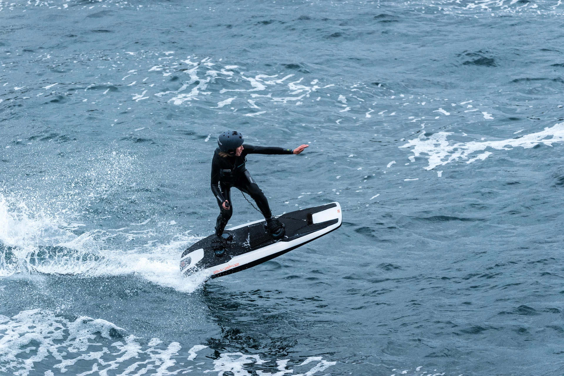 Ravik electric surfboard awakens the silent thrillseeker in you
