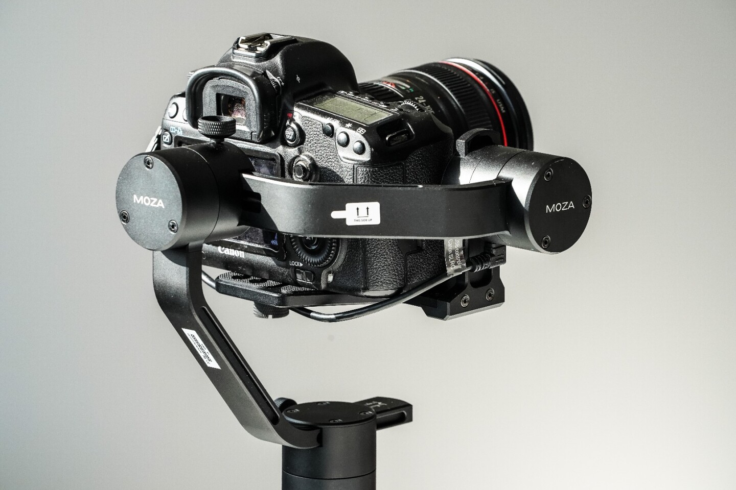 Moza Air review: Featherweight DSLR gimbal makes stabilization easy