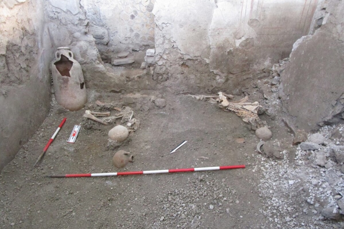 Unlucky new Pompeii skeletons met a different fate