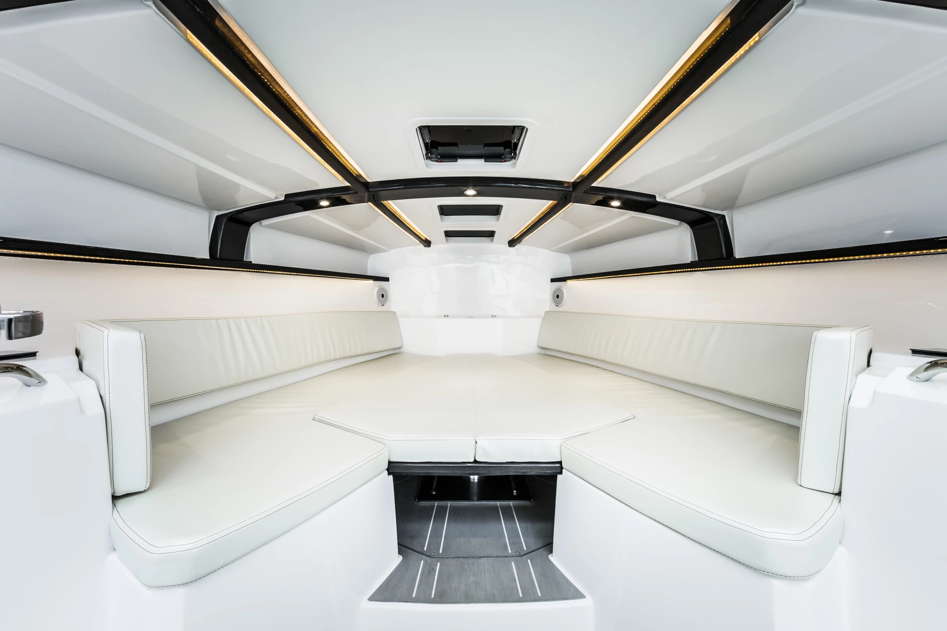 Revolver 44GT brings the spirit of a GT car to the open water