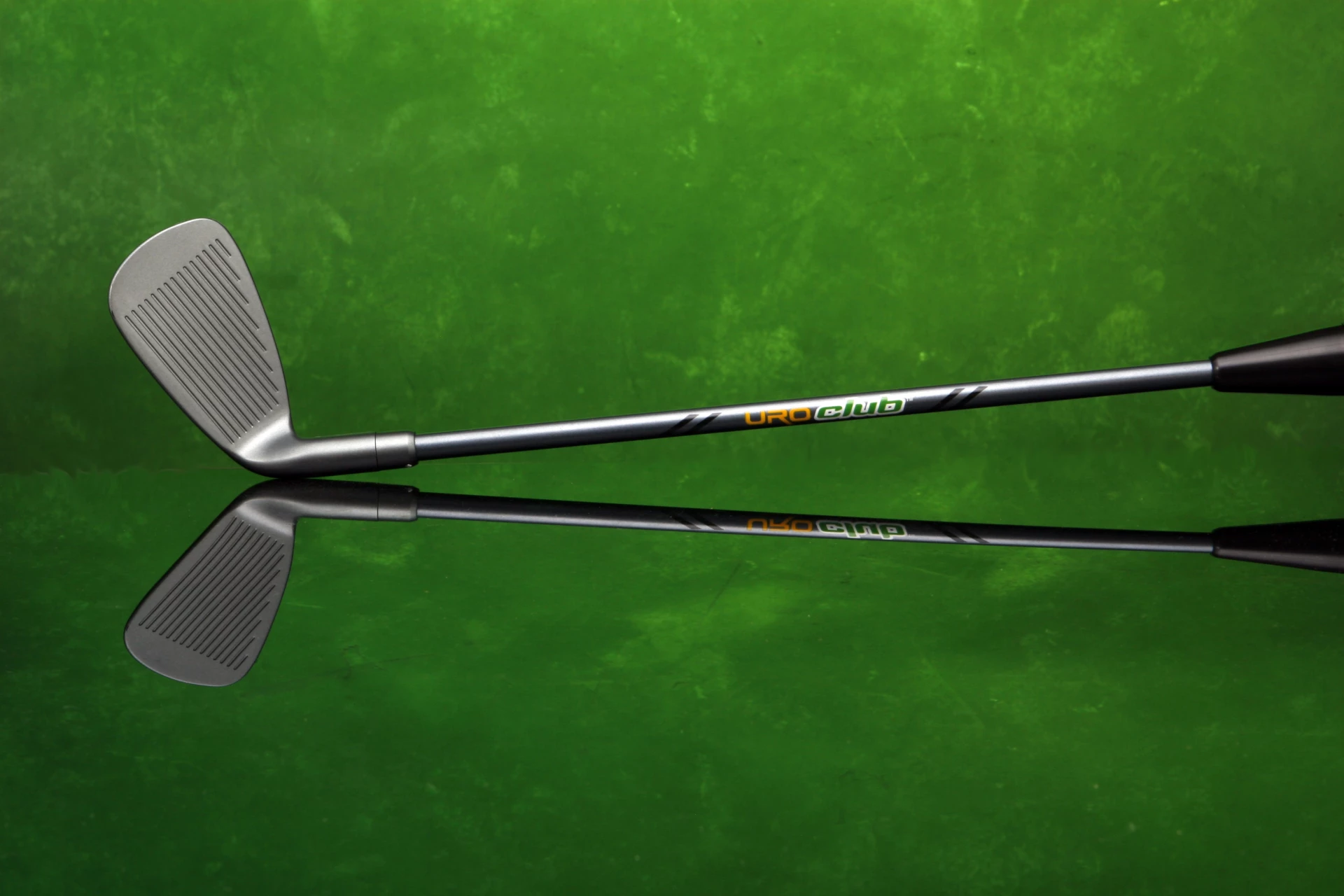 UroClub lets golfers pee at the tee