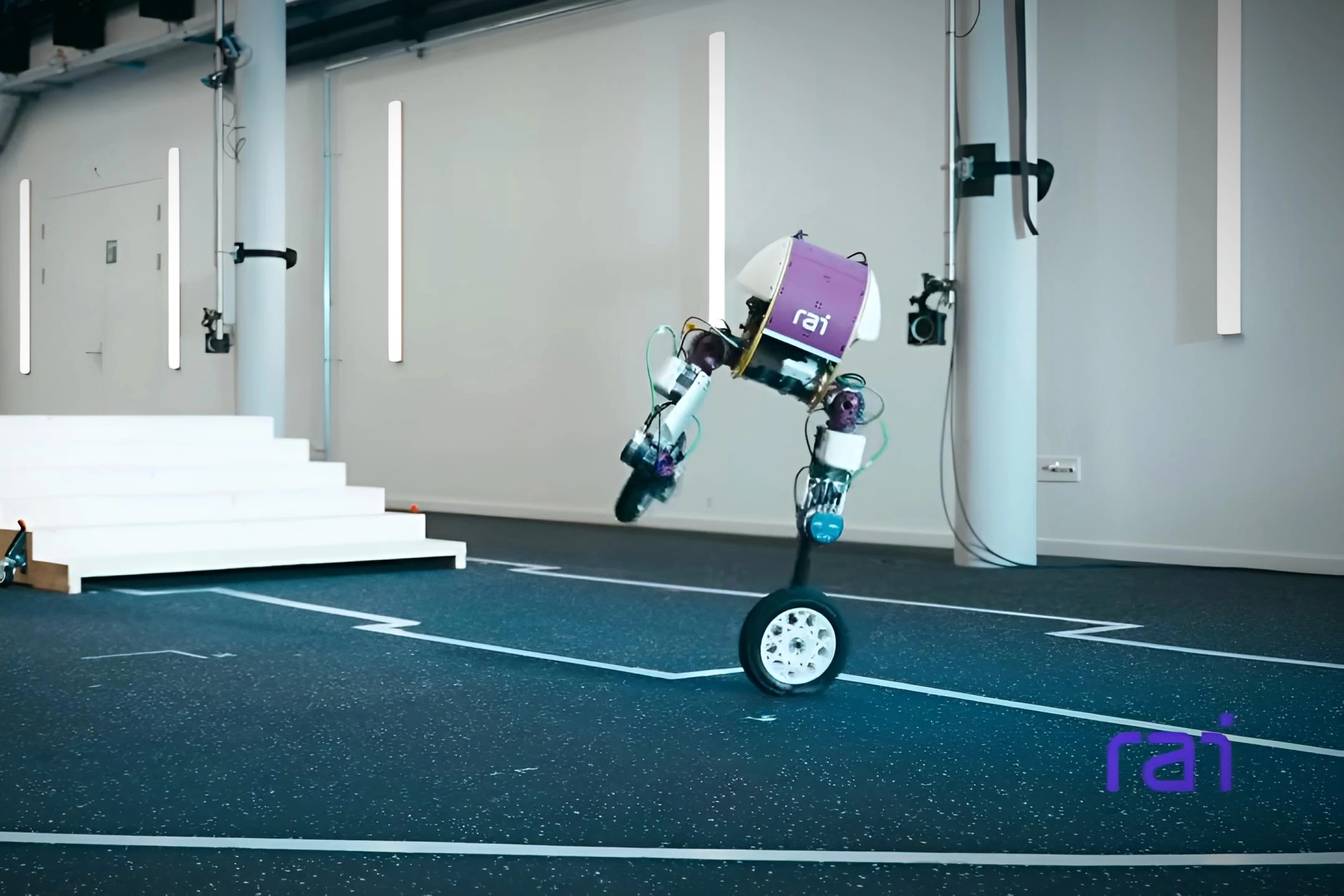Robotic legs dance, climb stairs in Roadrunner demo