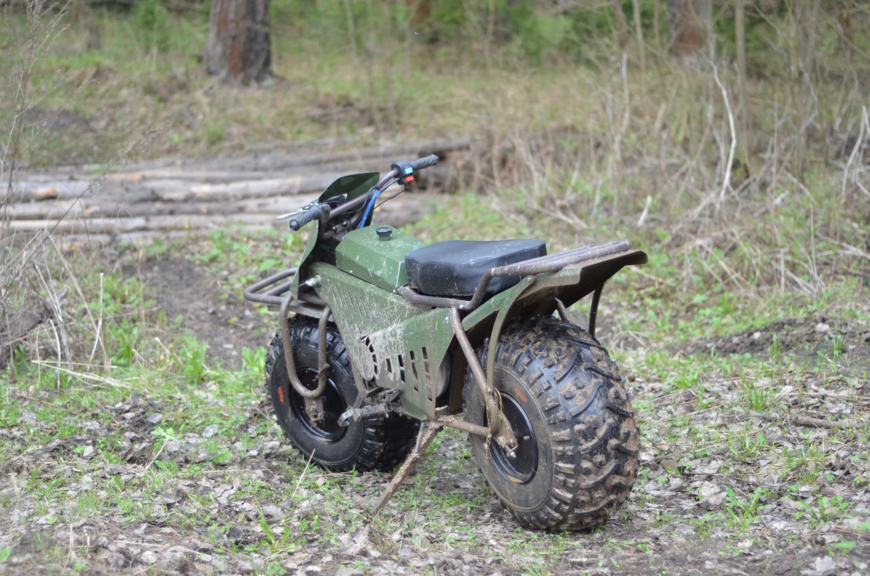 The best foldable fat-wheel 2WD Russian motorcycle you’ll see all day
