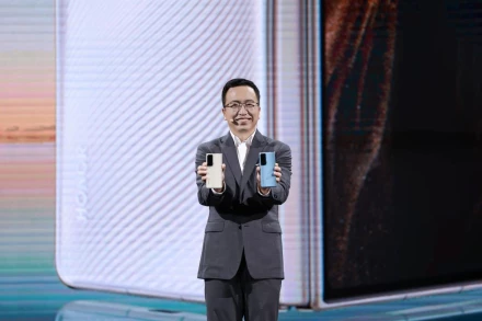 Honor's next-gen foldable phone to be available beyond China