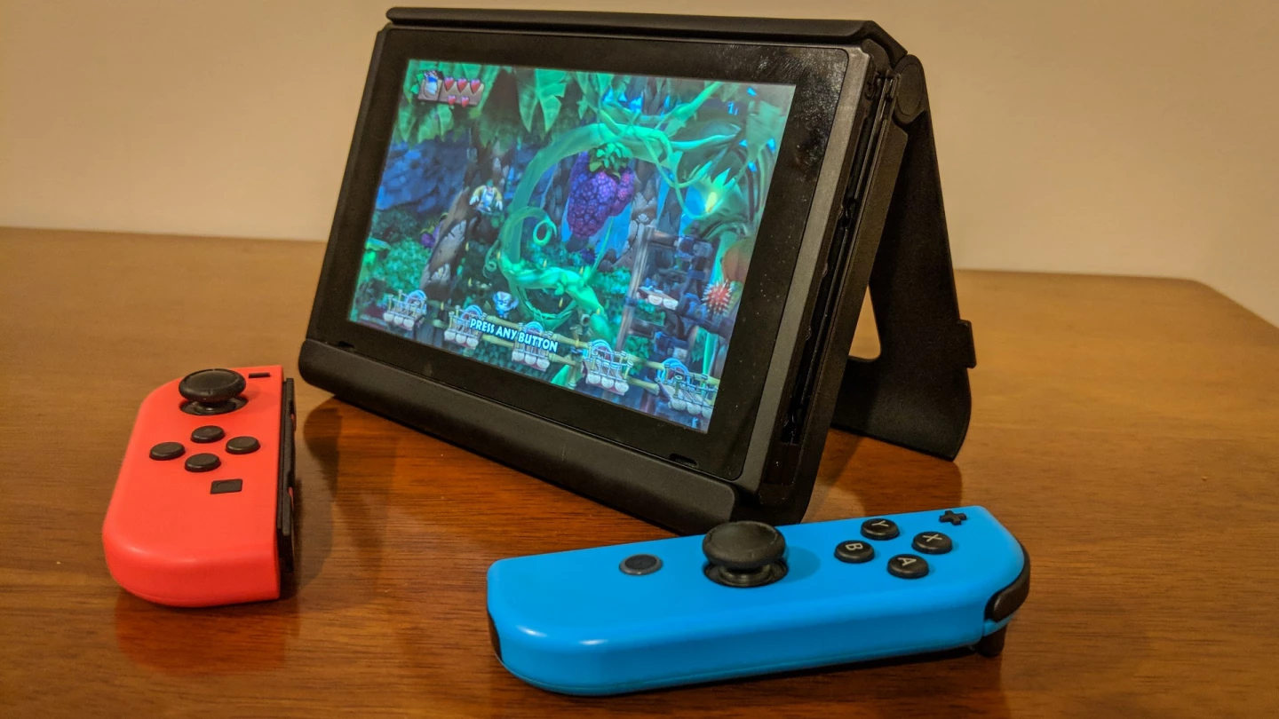 SwitchCharge review: Battery case doubles the Nintendo Switch's ...