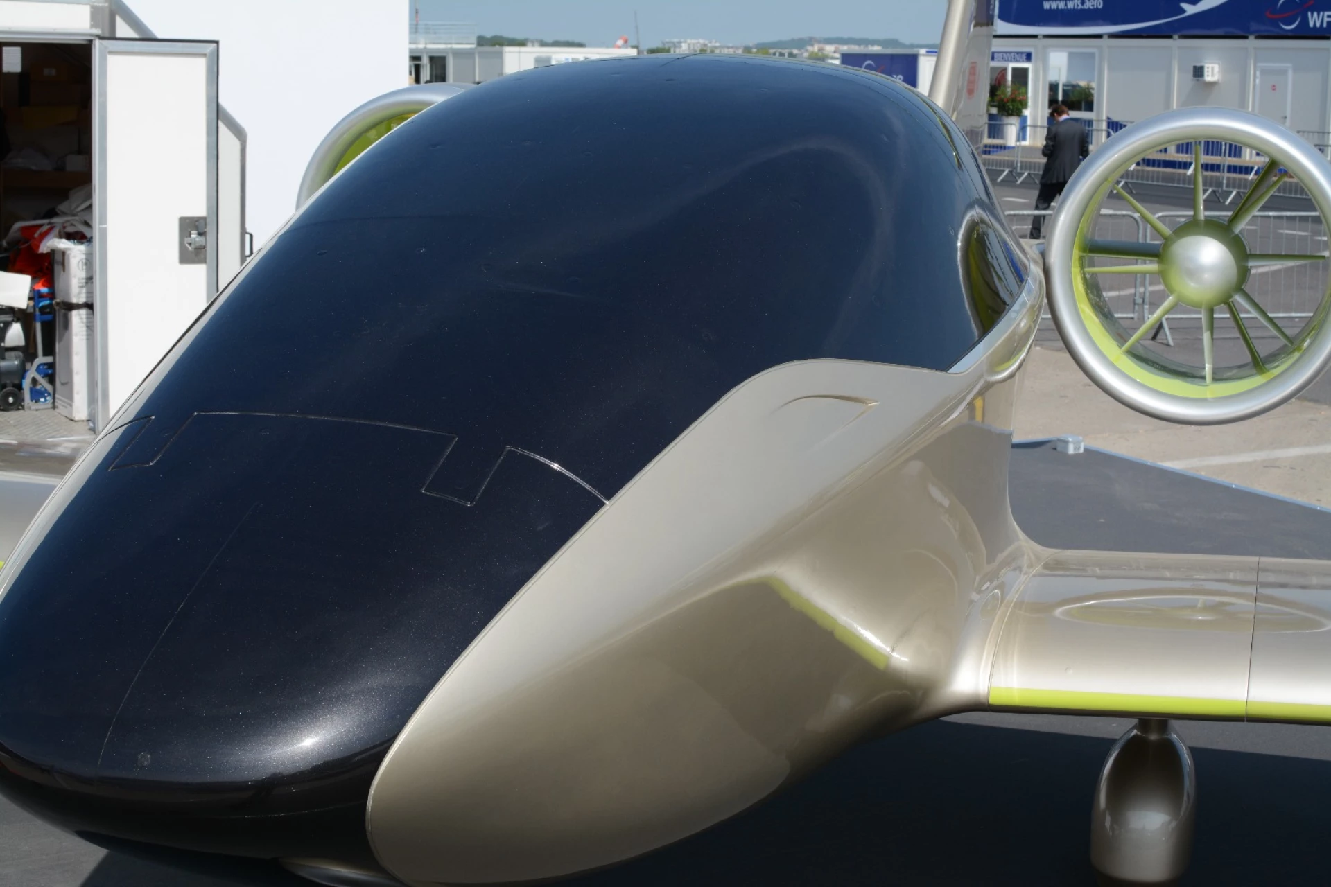 E-Fan 2.0 makes podium appearance at Le Bourget