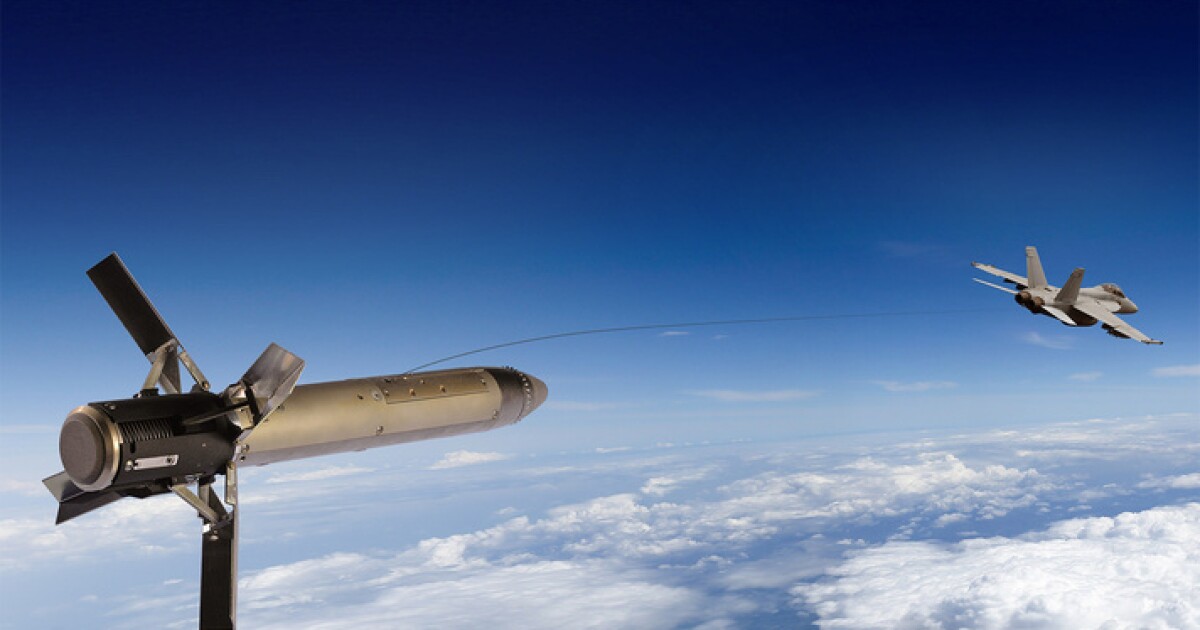 BAE Systems developing next-gen towable anti-missile decoy